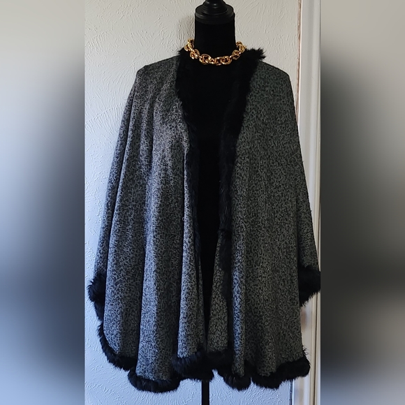 V. FRAAS | Sweaters | Fur Trimmed Wrap Shawl | Poshmark